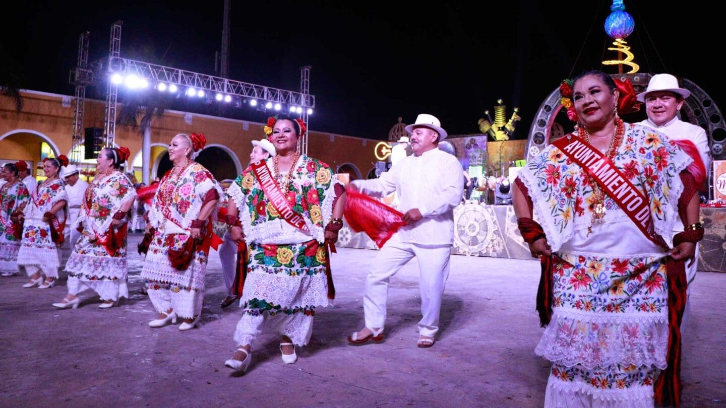 Así vivimos el Carnaval de Mérida 2024 | Food and Travel México