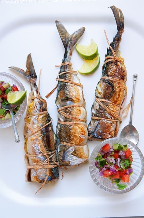 Macarela rellena con pasta de coco