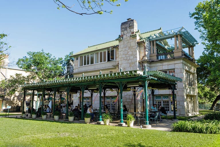 Guía de restaurantes para comer y beber delicioso en San Antonio