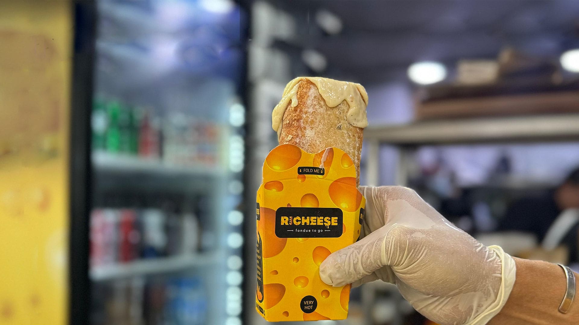 ¡Amantes del queso! Richeese es un exquisito fondue para llevar