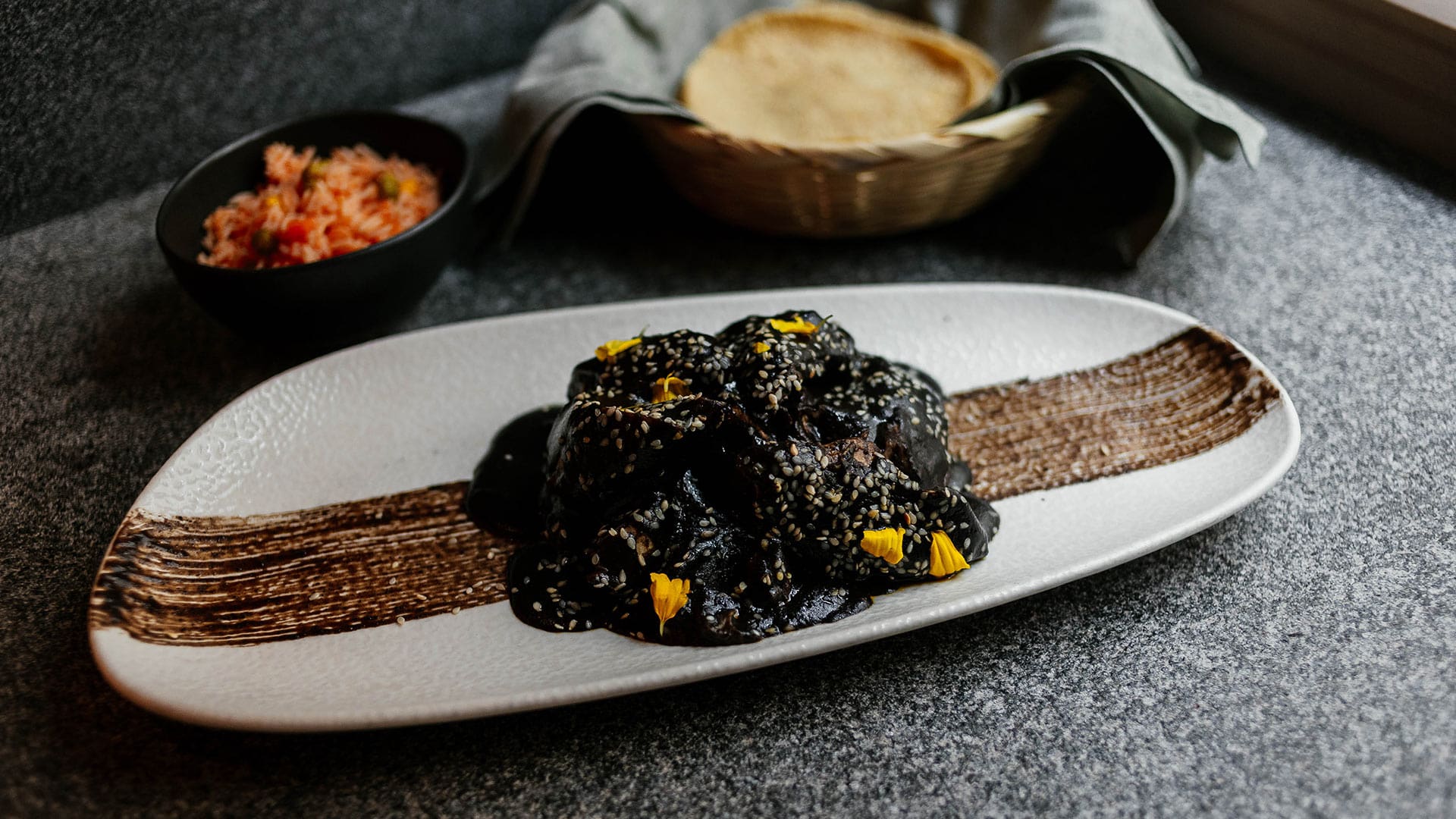 El restaurante El Bajío Madrid es recomendado en la Guía Michelin