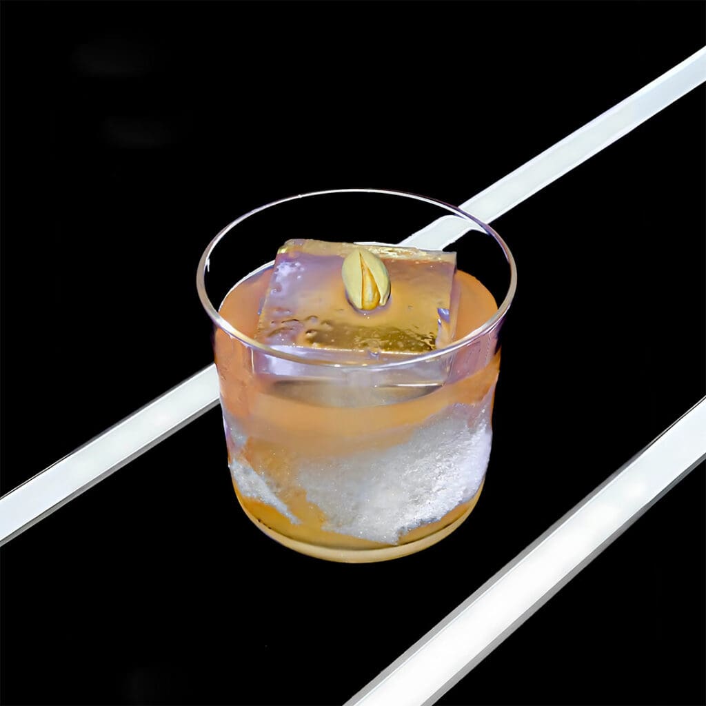 ¿Coctelería matemática? Conoce la propuesta del bar Less is More